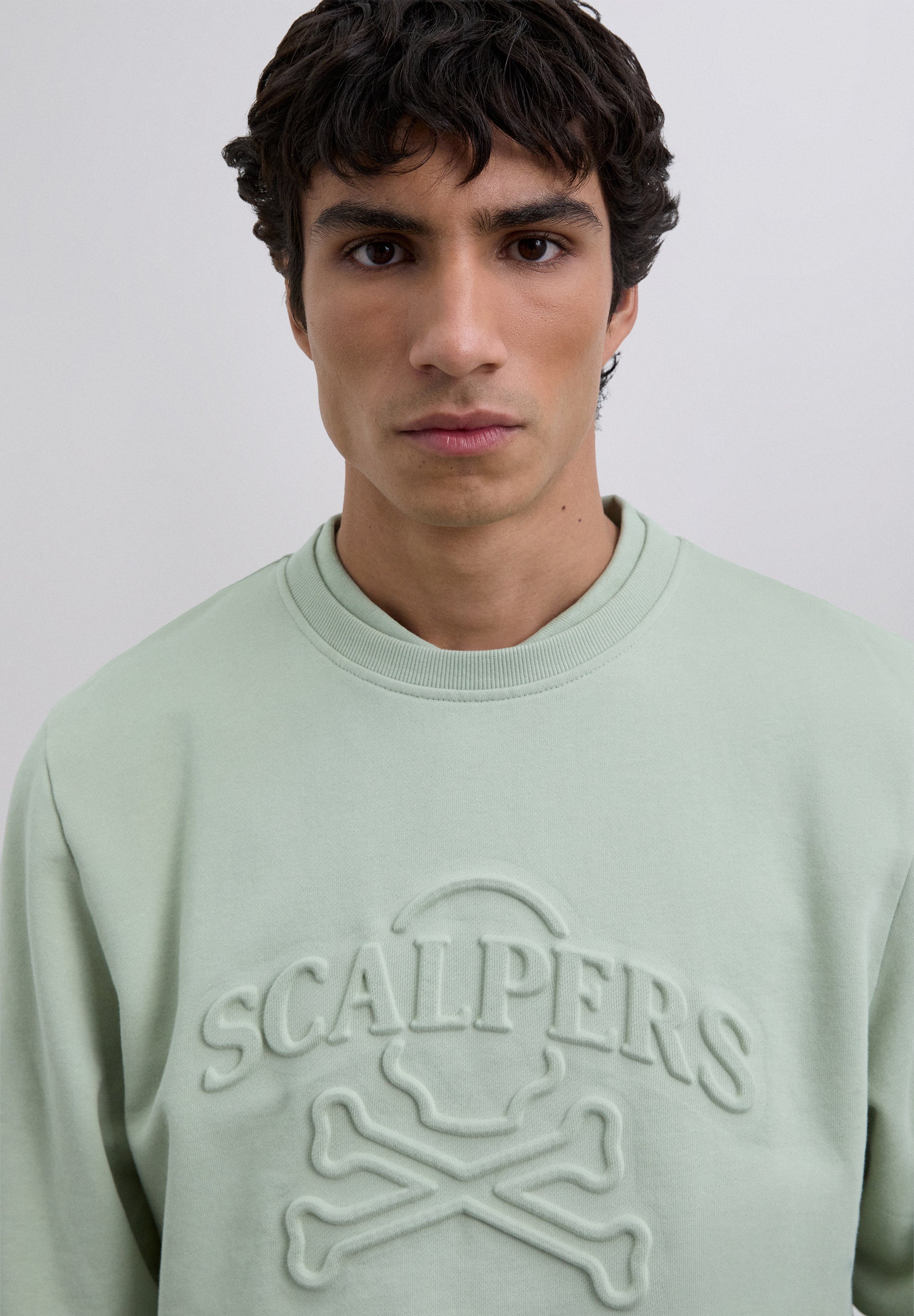 SUDADERA LOGO RELIEVE – Scalpers CO